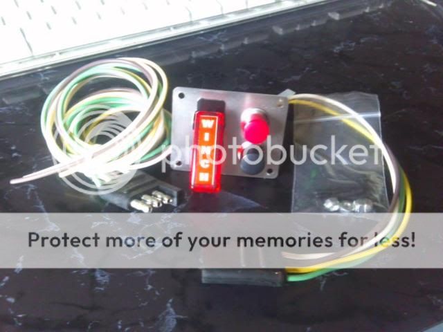 Dash mounted winch control | Pirate 4x4